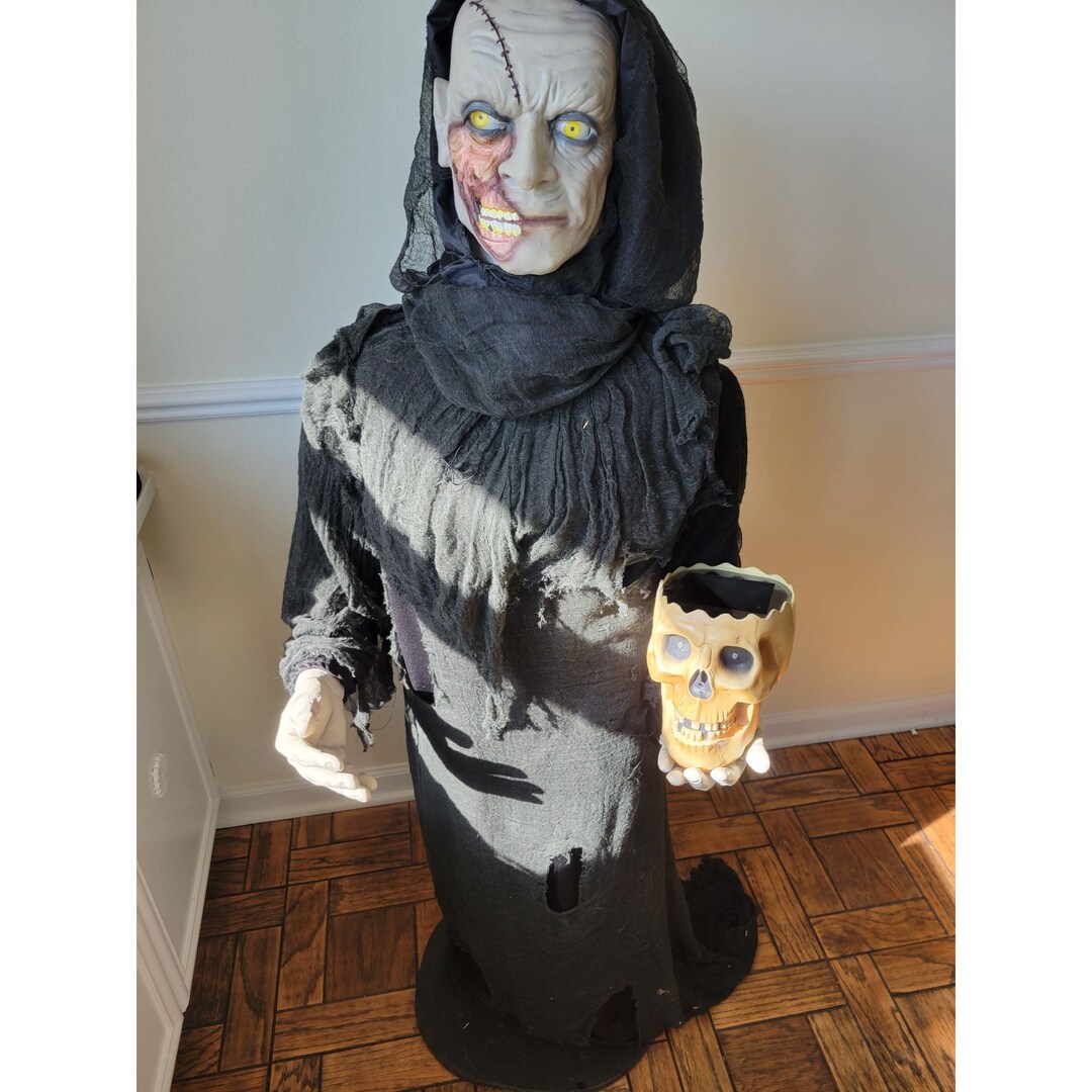 Gemmy Grave Keeper Crypt Halloween Prop AS IS Light up Life-size - Etsy