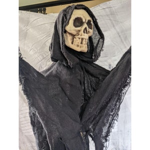 Grim Reaper Skeleton Halloween Prop - Etsy
