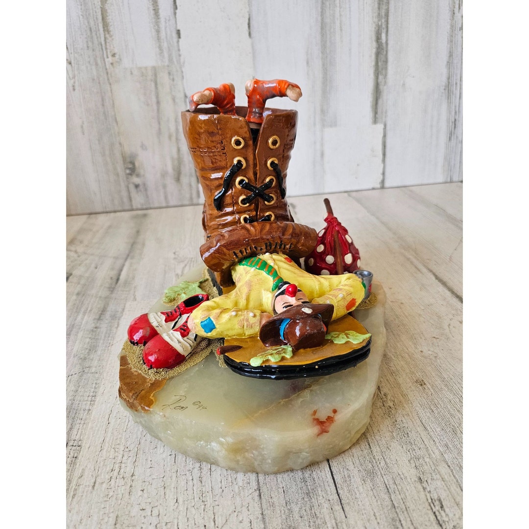Ron Lee Hobo Boot Clown Emmett Kelly Sleeping 1994 Gold Circus Figurine ...