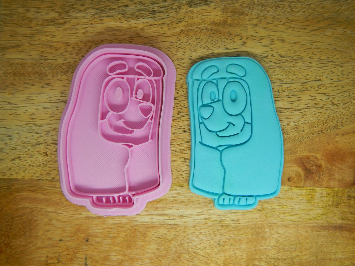 Bluey Sister Bingo as "rita" Grannies 2pce Set Cookie Cutter & Fondant ...