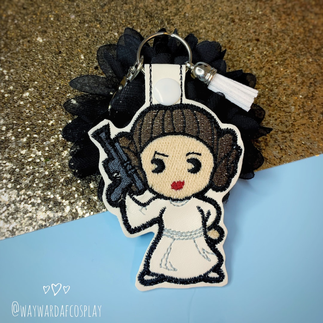 Princess Leia Chibi Character Embroidered Leatherette Keyring ...