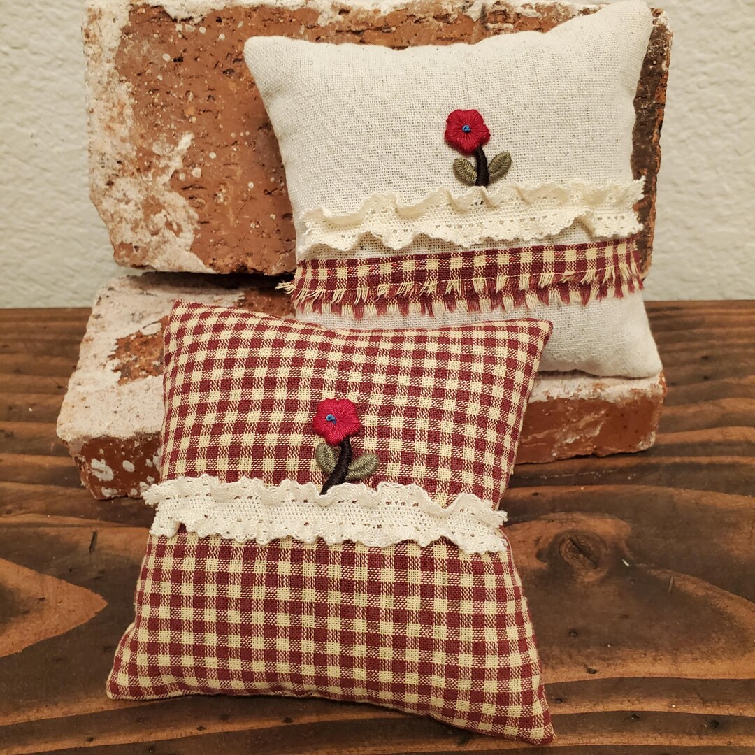 Handmade Set of 2 Lavender Sachets for Drawers Wedding Favors Vintage ...