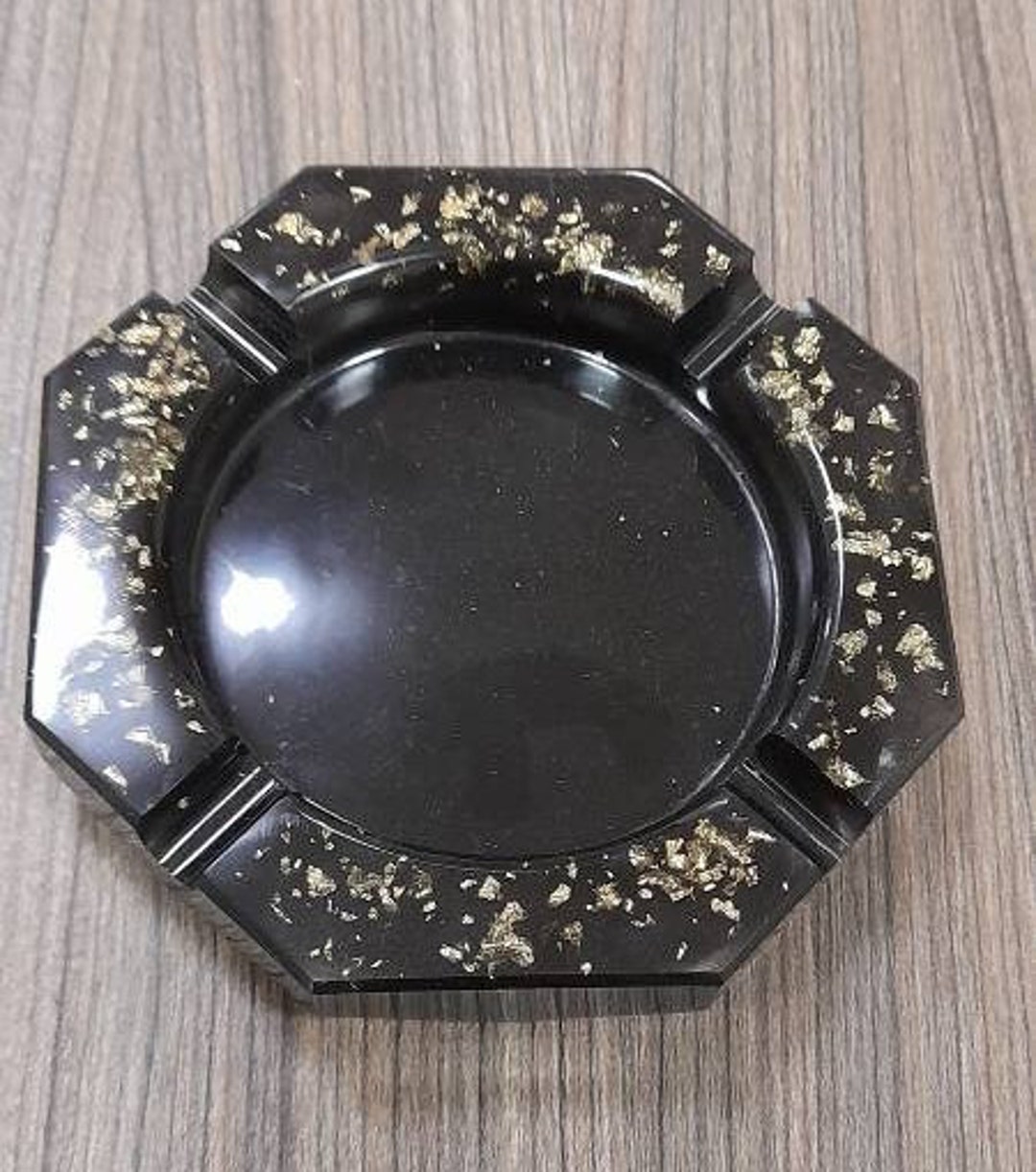 Epoxy Resin Ashtray With Gold Particles, Handmade Decorative Ashtray ...