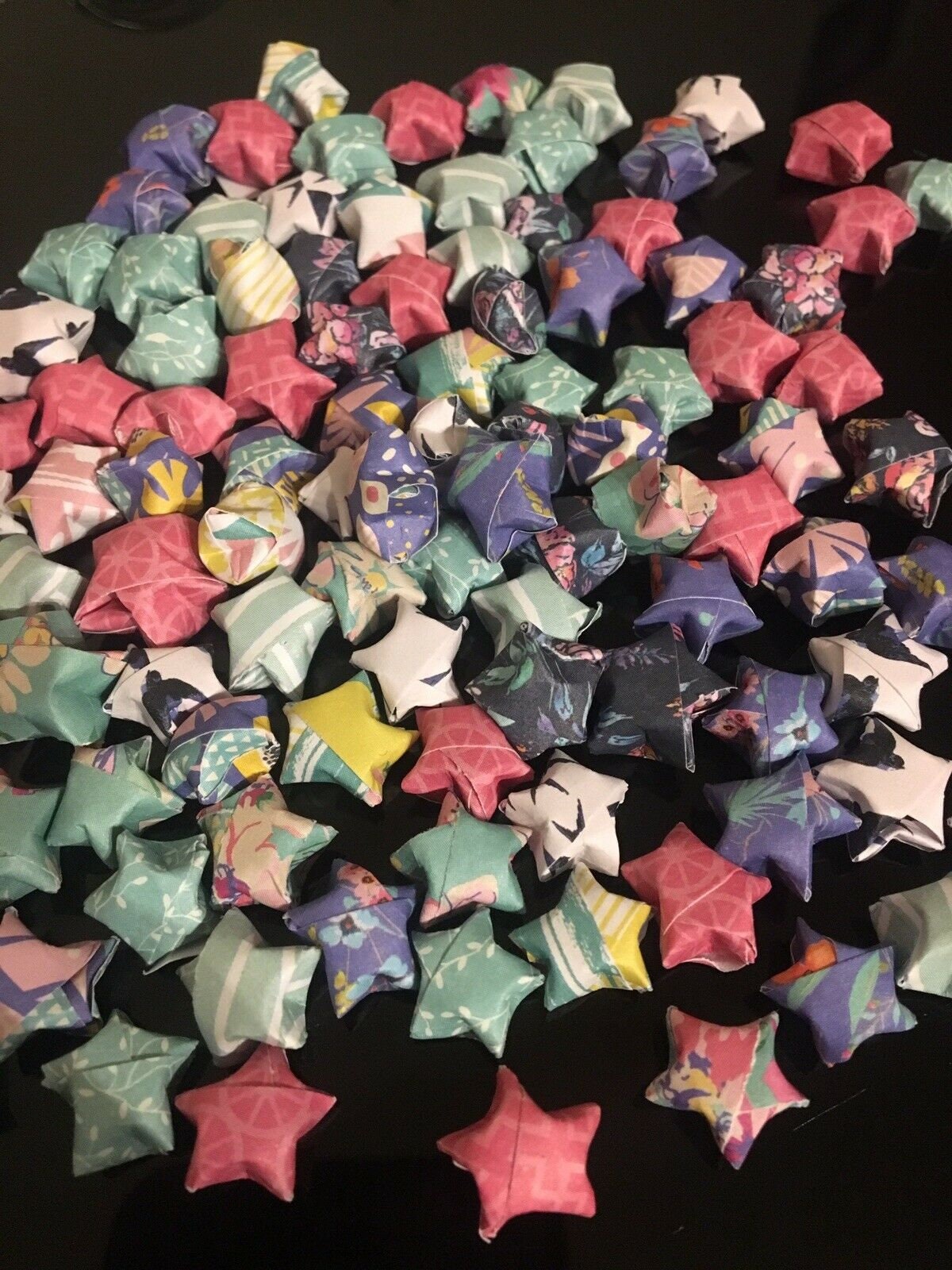 100 Handmade Origami Wishing Stars Decoration, Favours - Etsy.de