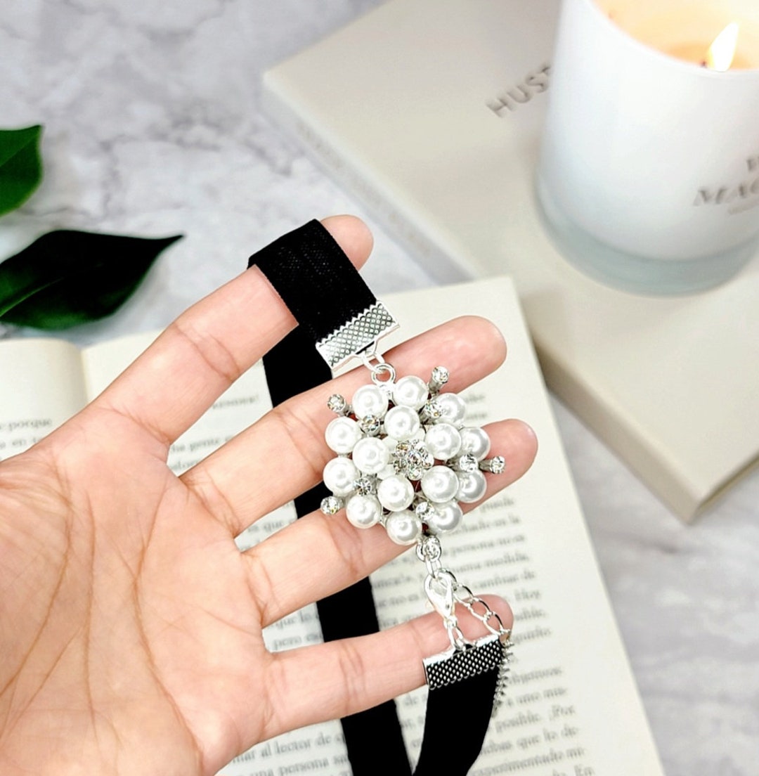 Elastic Bookmark, Adjustable, Black and Silver. - Etsy
