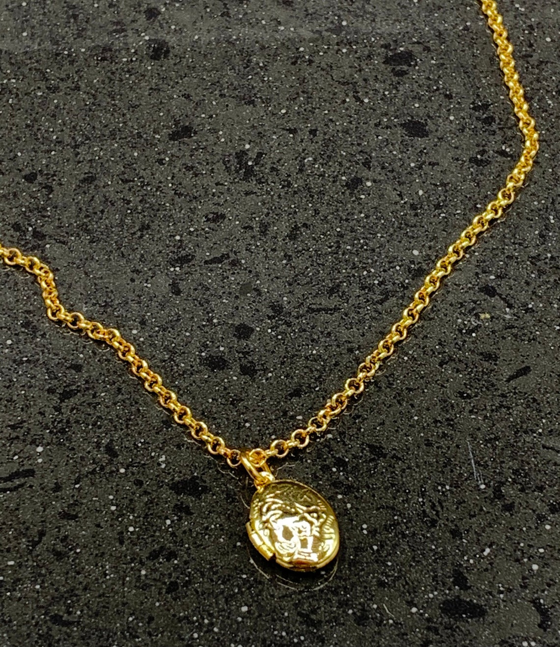 Collar de medallón colgante ovalado regalo de aniversario - Etsy España