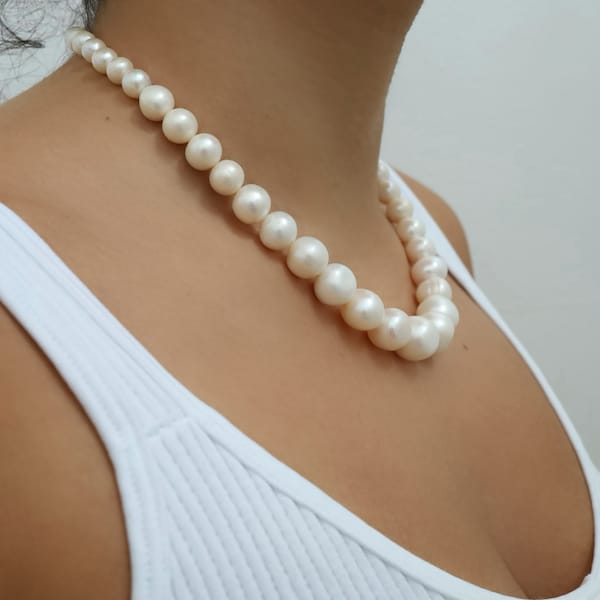 Graduated Pearls - Etsy