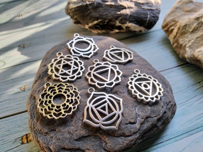 Seven Chakras Alloy Metal Charms / Chakras Pendants / | Etsy