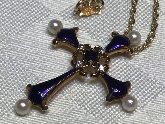 Fabergé.Magnificent 14K yellow gold cross accented wi… - Gem