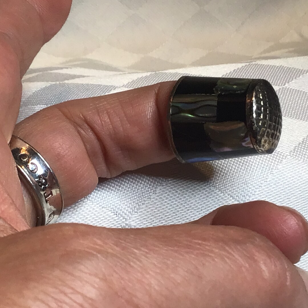 Very Pretty Little Thimble From Mexico in Alpaca Decorated With Abalone ...