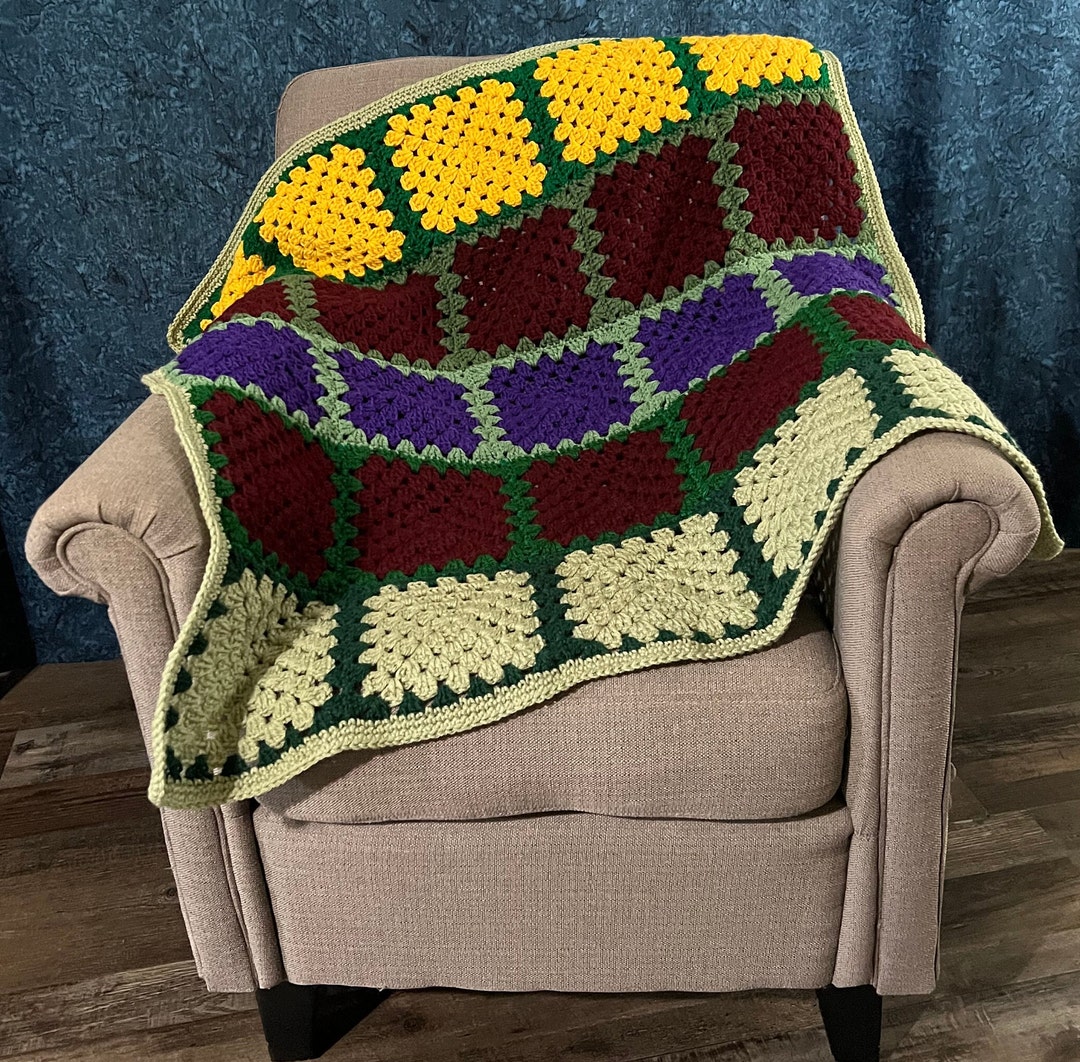 Hand Crocheted Granny Square Lap Robe - Etsy