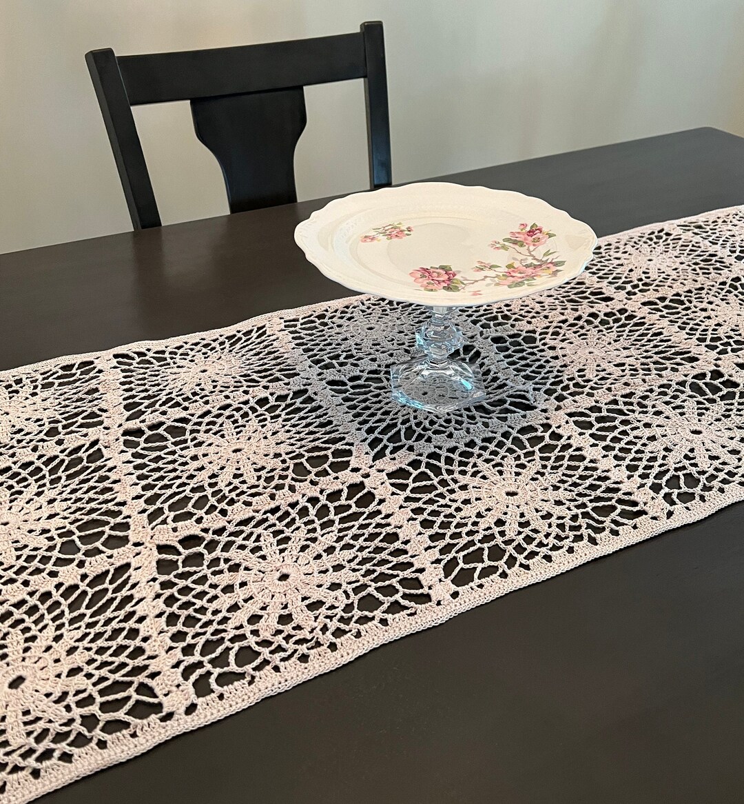 Crocheted Daisies Table Runner - Etsy