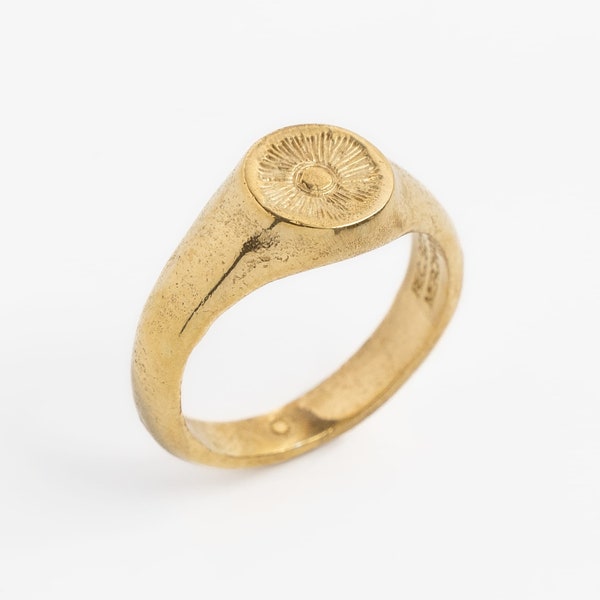 Sun Signet Ring - Etsy