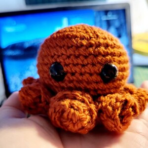 No-sew-octo Crochet Pattern Amigurumi Mini Octopus Pocket Octo - Etsy