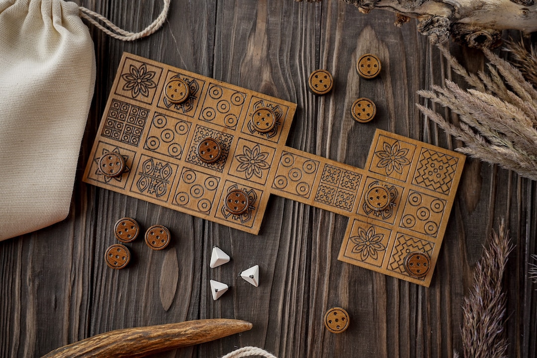 The Royal Game of Ur, Game of Twenty Squares, Two-player Strategy Race ...