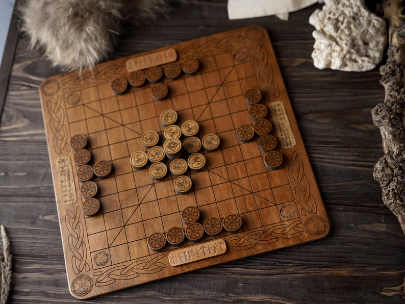 Hnefatafl Tree of Life Wooden Board Game, Celtic Board Game, Tree of ...