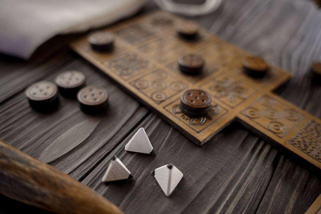 The Royal Game of Ur, Game of Twenty Squares, Two-player Strategy Race ...