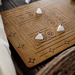 Royal Game of Knossos, Ancient Greek Games, Traditional Board Game ...