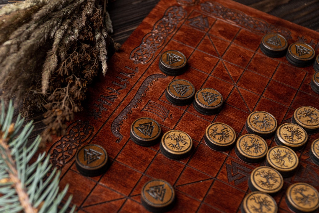 Hnefatafl valknut Wooden Board Game, Handmade Hnefatafl, Viking Chess, Engraved Hnefatafl ...