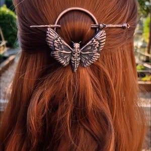 Death's-head Moth Hair Pin – Gothic Woodland Hair Accessory - Etsy