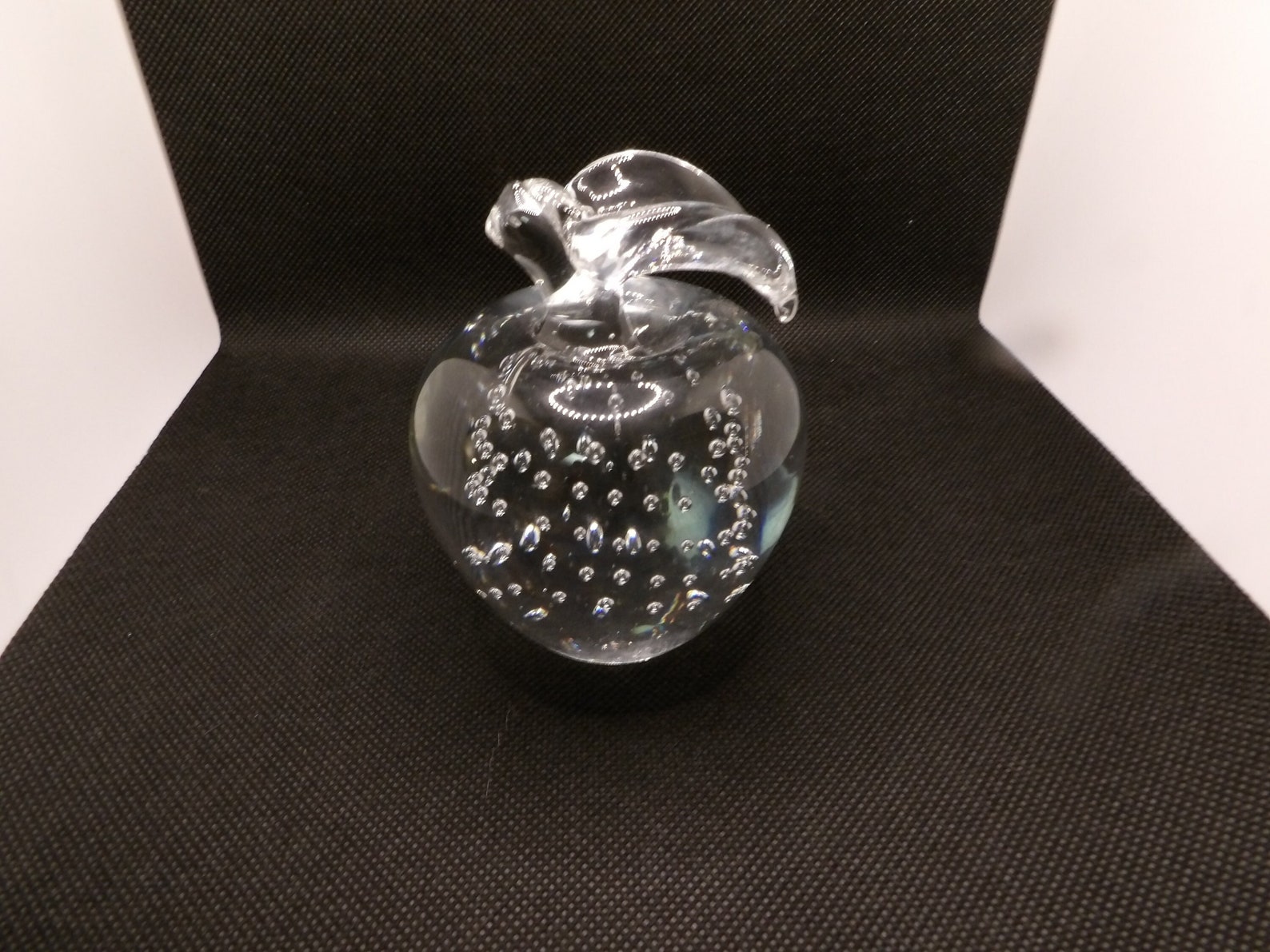 Handmade Crystal Clear Apple Paperweight Glass Controlled Bubbles 3.5 ...