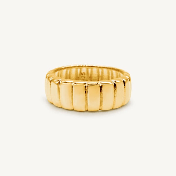 Bold Gold Ring - Etsy