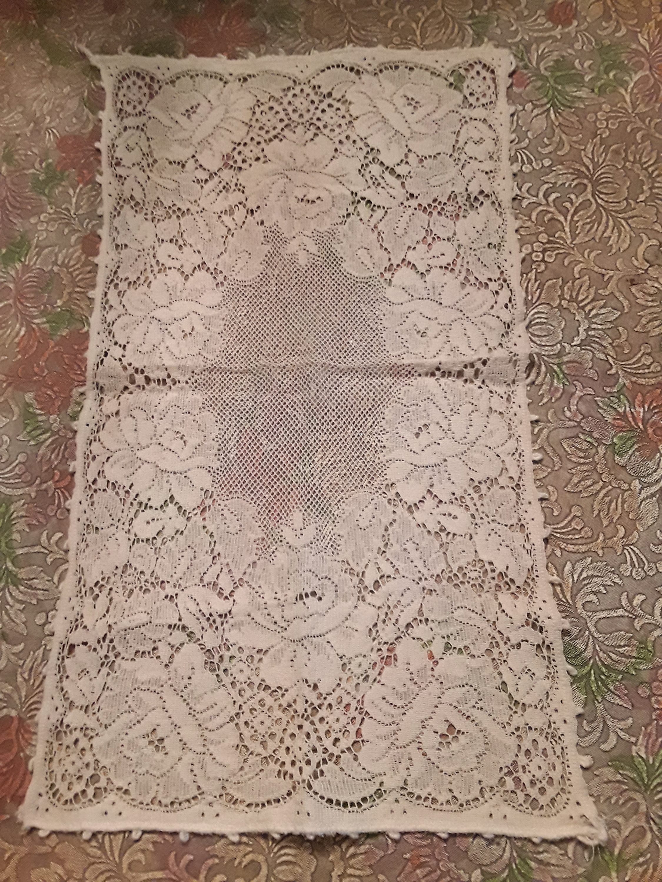 Vintage Lot of Five Lace and Linen Doilies Mid Century - Etsy