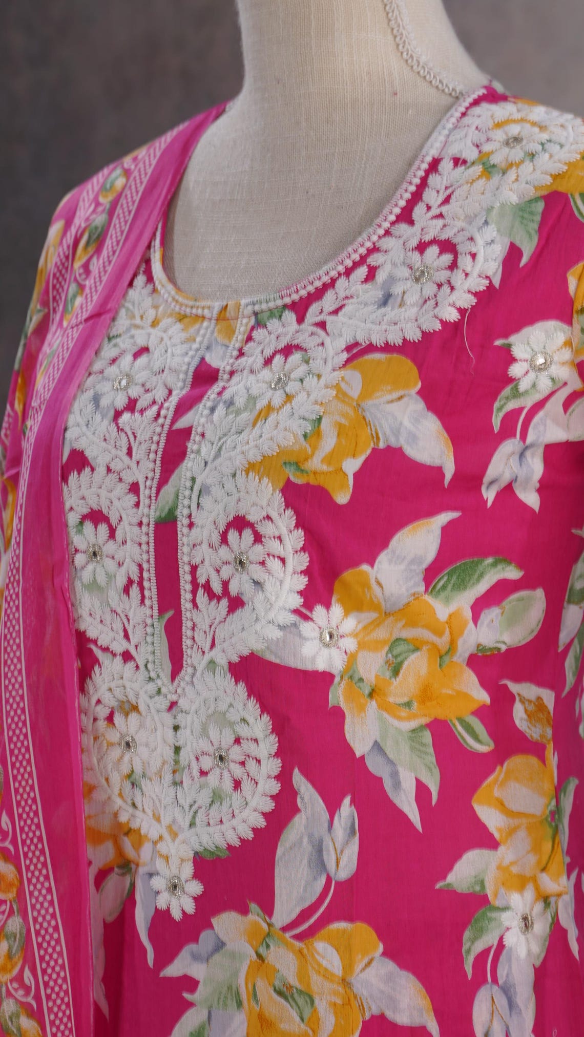Pure Cotton Pink Floral Print Chikankari Embroidery Kurta Palazzo ...