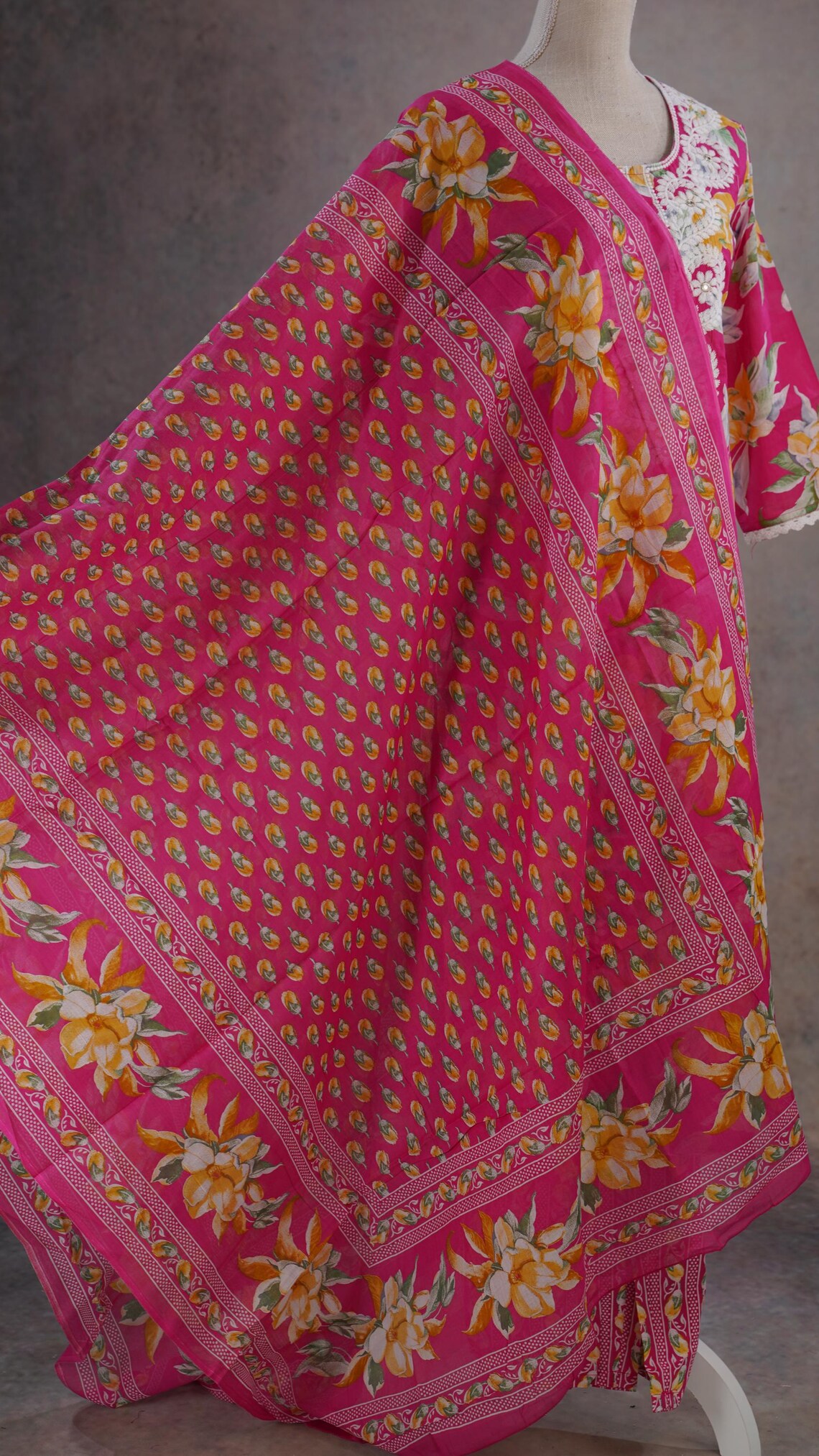 Pure Cotton Pink Floral Print Chikankari Embroidery Kurta Palazzo ...