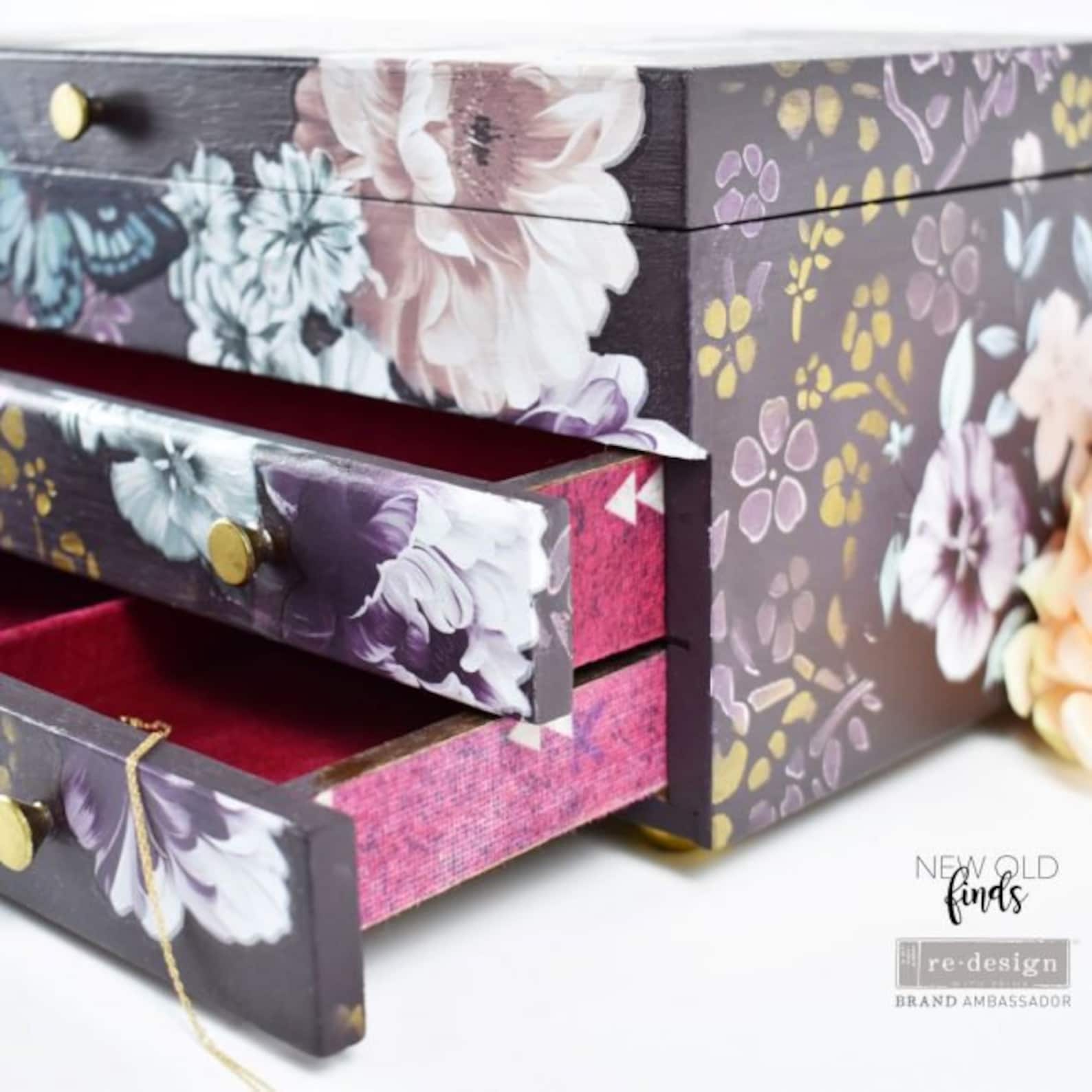 Stick and Style Stencil Roll ROYAL ANN GARDEN | Redesign With Prima ...