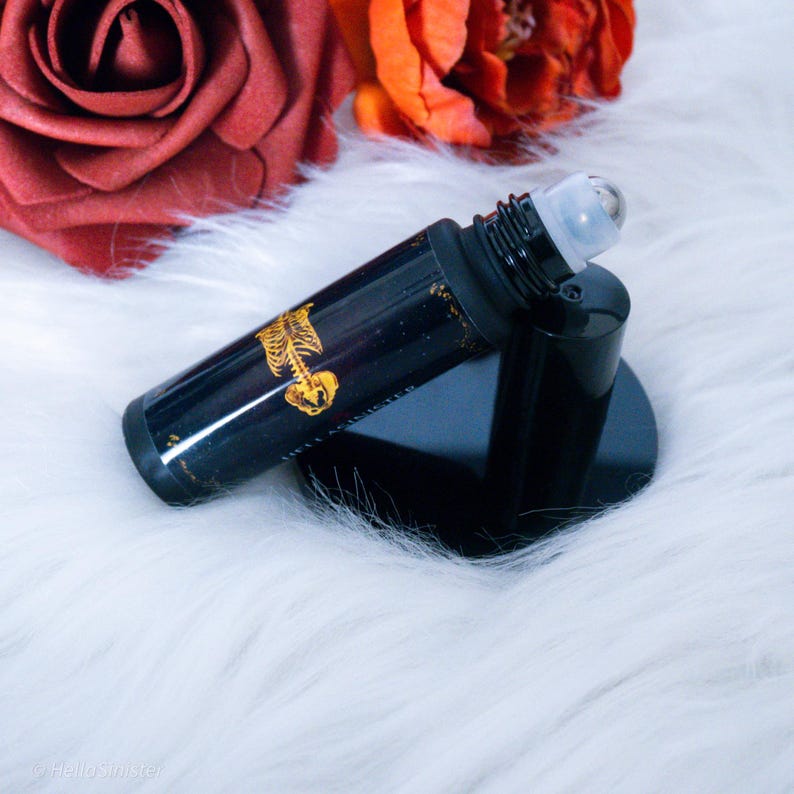 Perfume Oil Roll-on - Amber, Vanilla, Rice Milk - 10ml - Vegan Gothic ...
