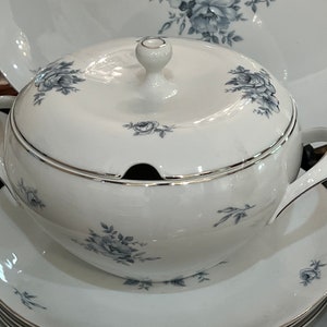 Eva Zeisel Johann Haviland Blue Bouquet Porcelain Platinum Trim ...