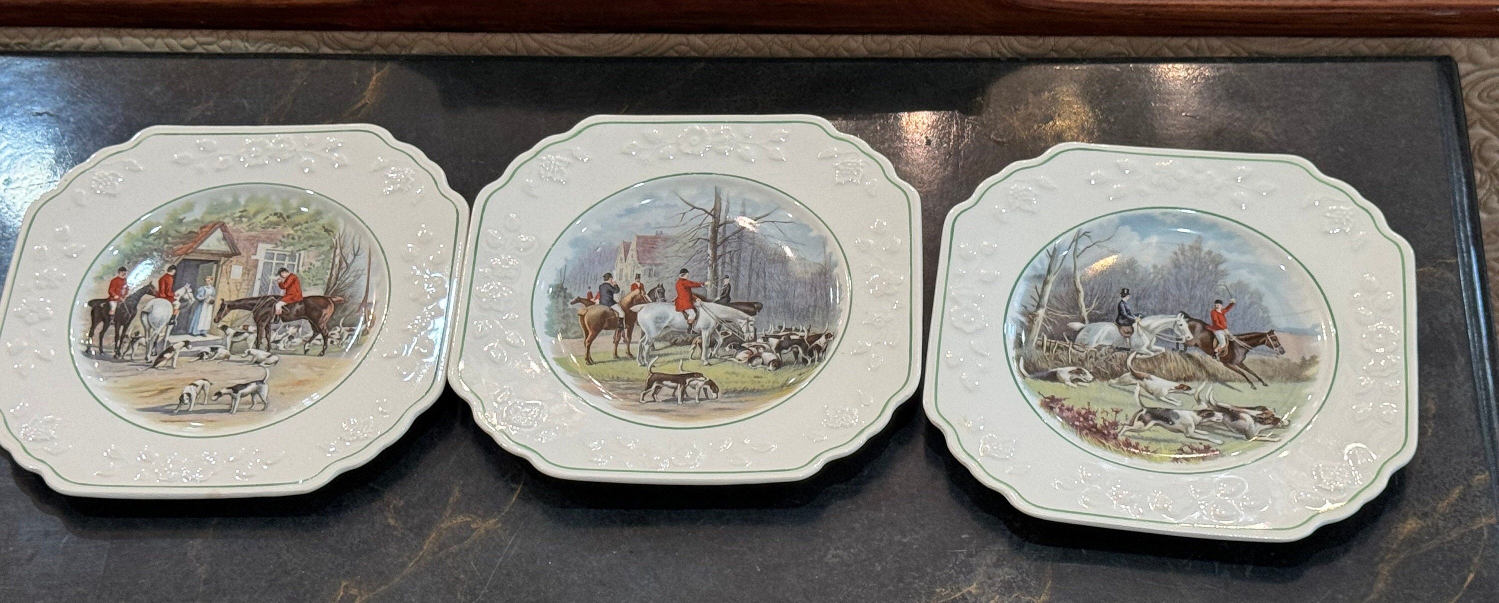 Wedgwood Queensbury England Tally Ho , the Hunt, Square Luncheon Plates ...
