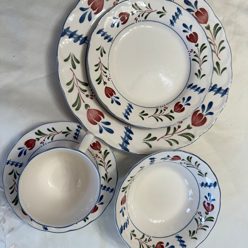 Japanese Dinnerware Sets - Etsy