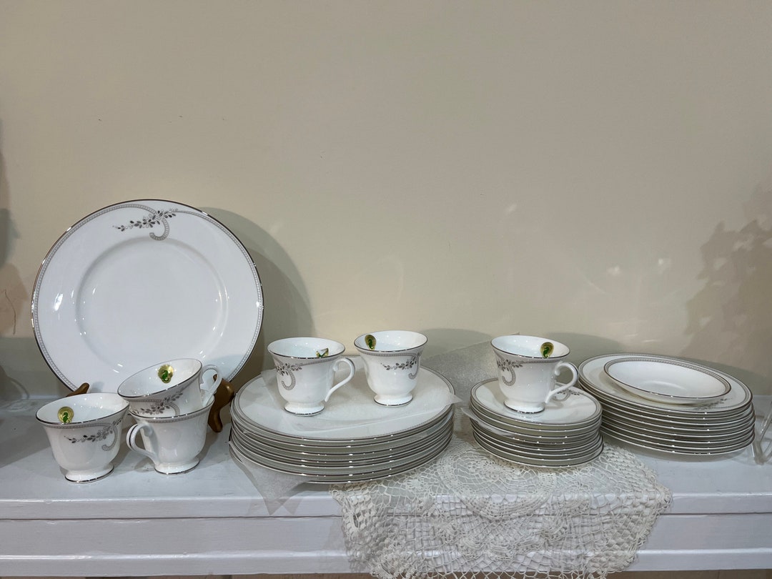 Waterford Ballet Jewels Bone China Dinnerware Set for 8 New in Stock - Etsy