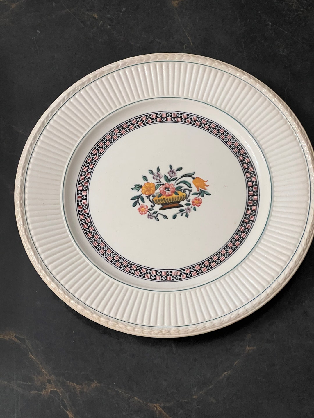 Wedgwood Etruria England Trentham A6770 Dinner Plate - Etsy