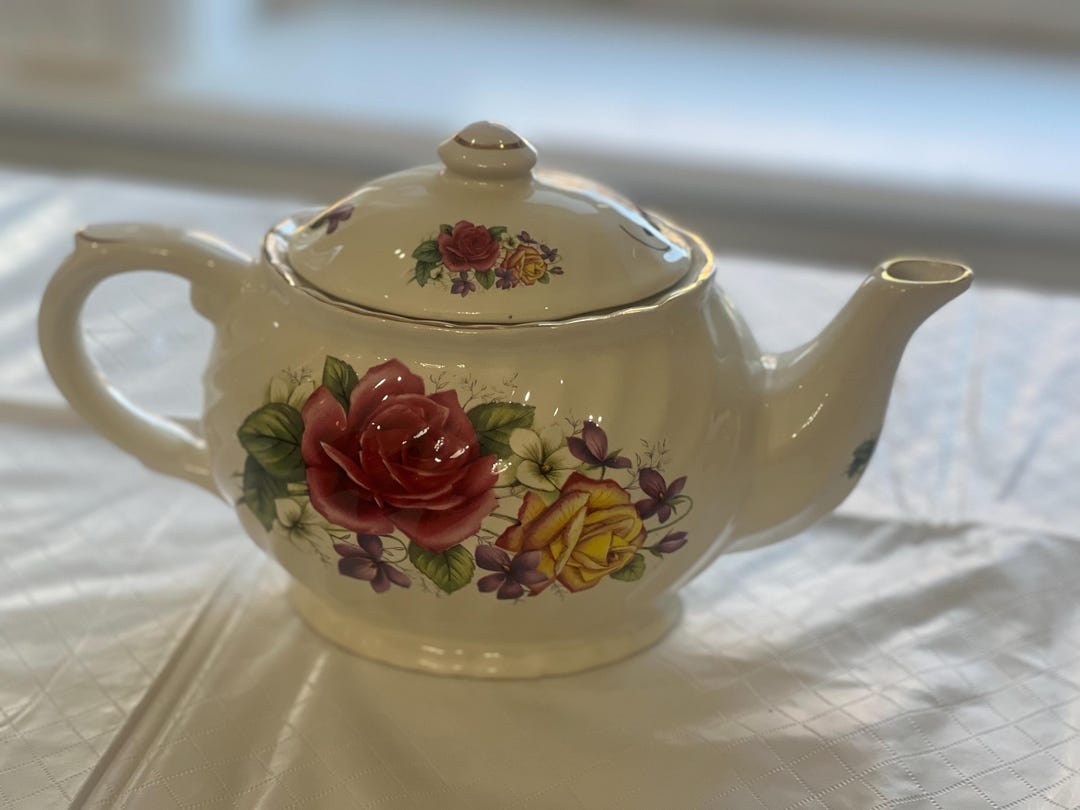 Royal Caldone Ceracraft England Red Rose 5 Cup Teapot - Etsy