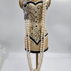 Beautiful, vintage 1920s Art Deco double string of natural freshwater ...
