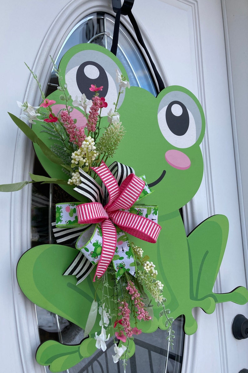 Frog Wreath Front Door Decor Frog Door Hanger/swag Whimsical Frog Sign ...