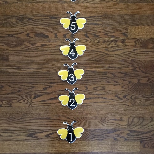 Social Distancing Classroom Line Up Bee Themed Vinyl Floor - Etsy
