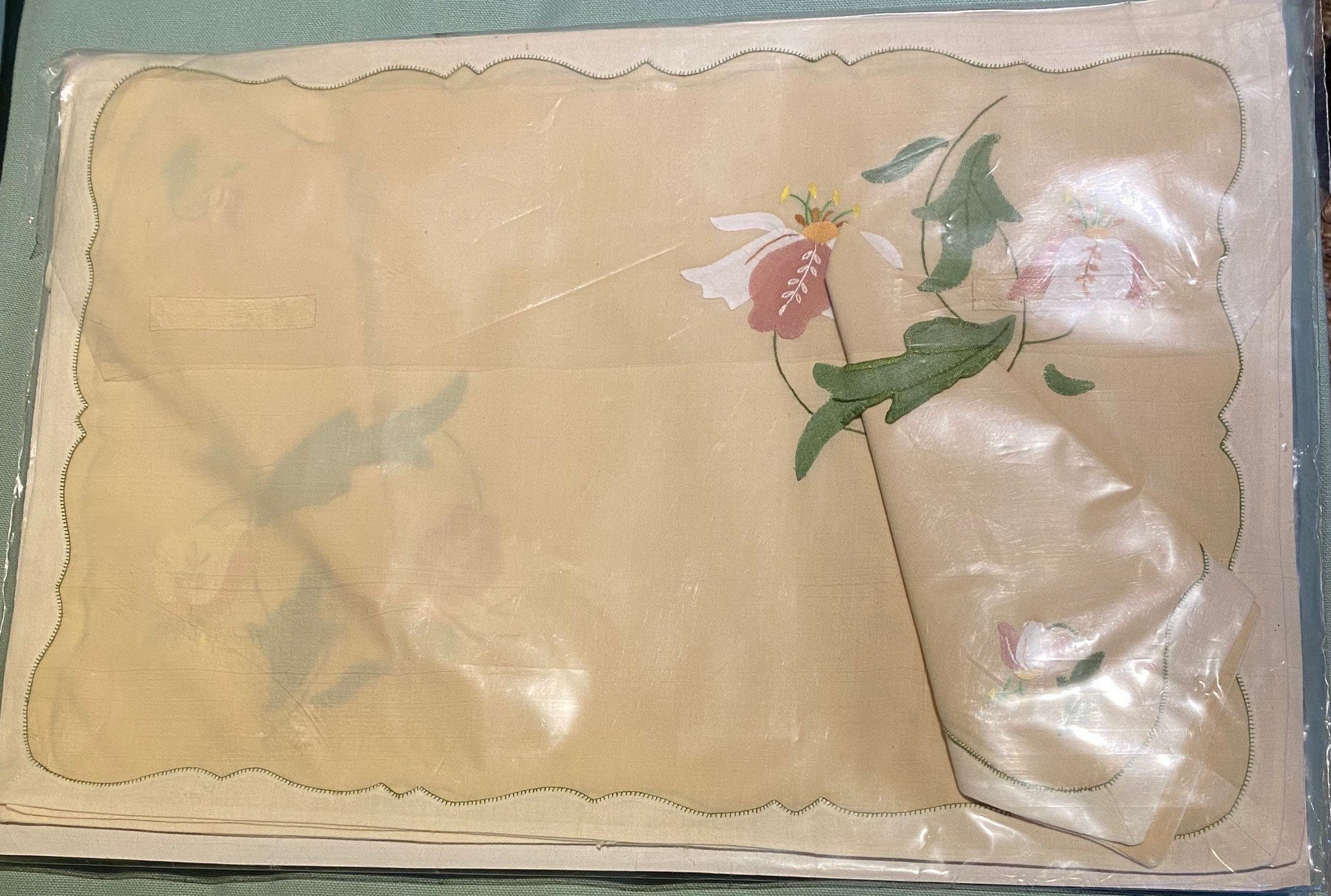 Vintage Set of 4 Empress of China Placemats and Napkins - Etsy