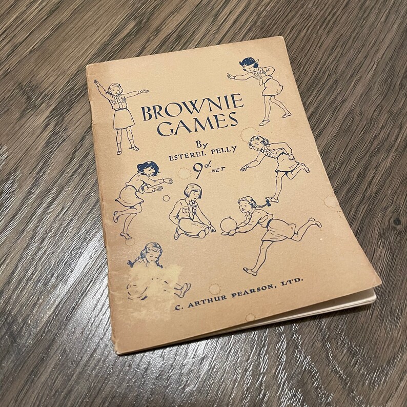 1944 Brownie Games esterel Pelly - Etsy
