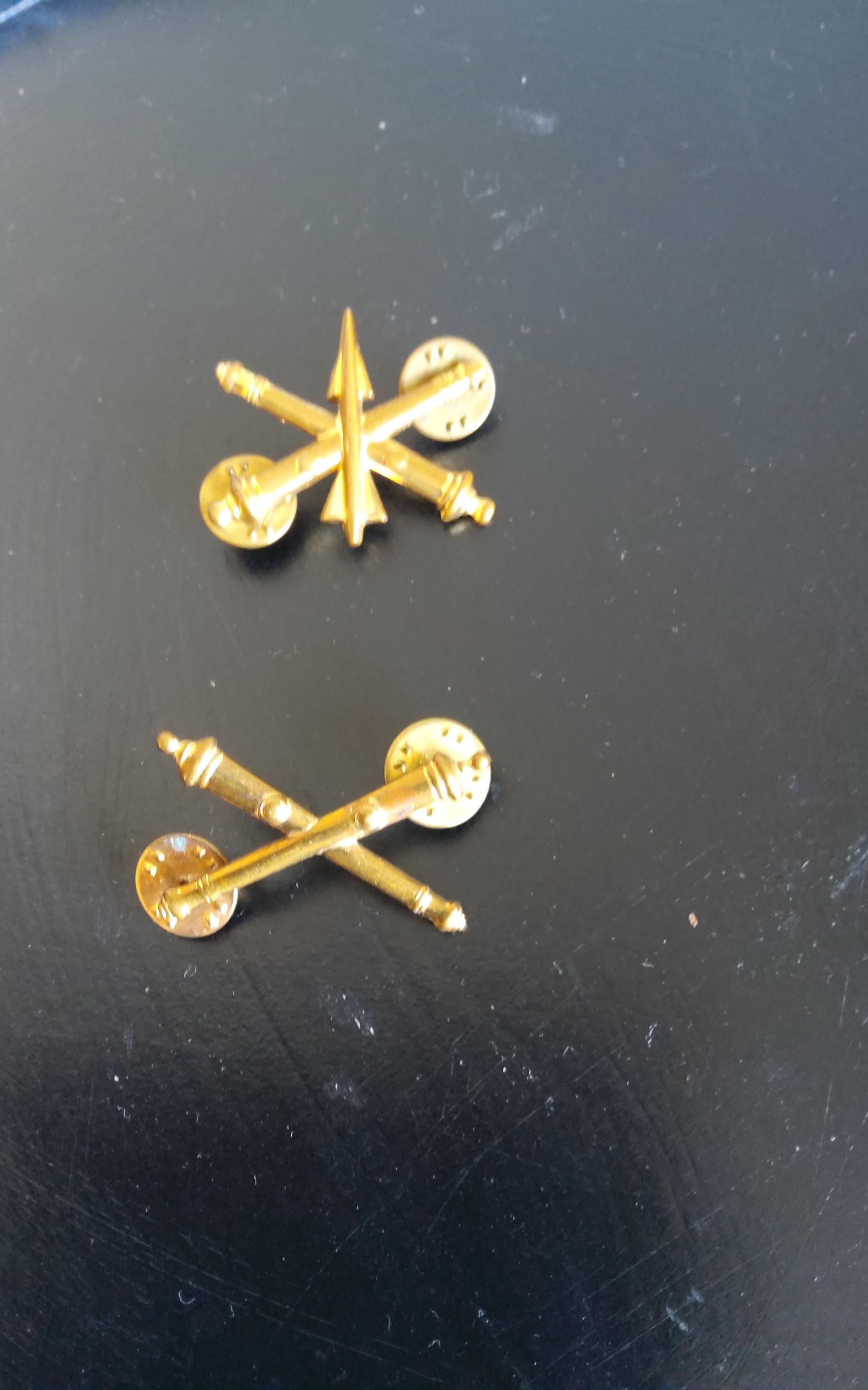 Set of 2 U.S. Army Field Artillery Branch Insignia Pins – Crossed ...