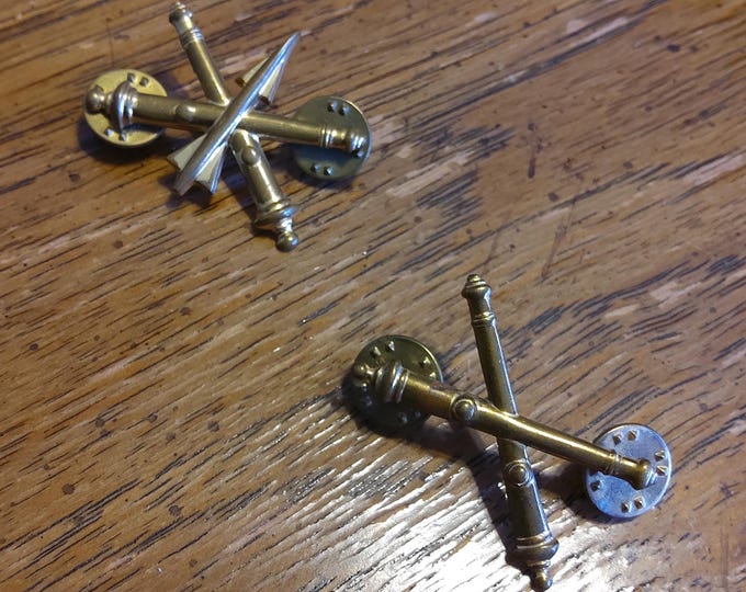 Set of 2 U.S. Army Field Artillery Branch Insignia Pins – Crossed ...