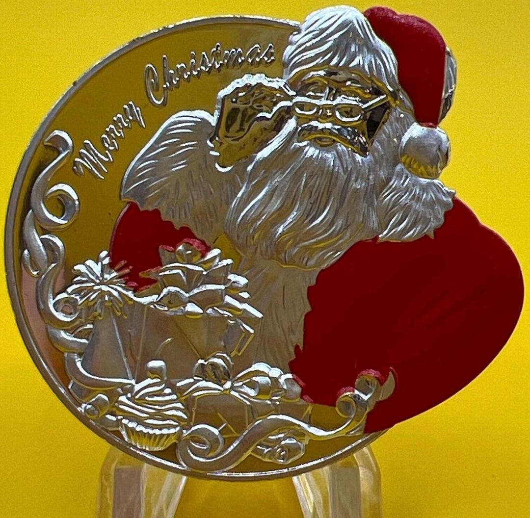10 Pieces of Merry Christmas and Santa Claus Delivering Presents Coin ...