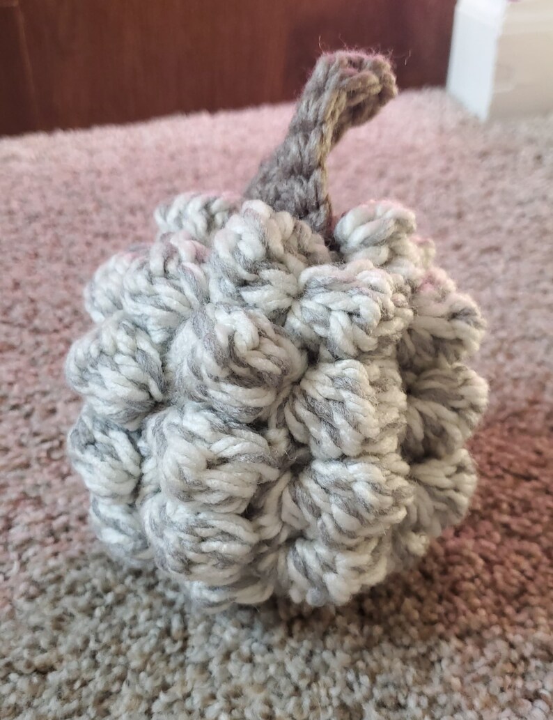 Crochet Pattern: Cozy Bobble Pumpkin Plush - Etsy