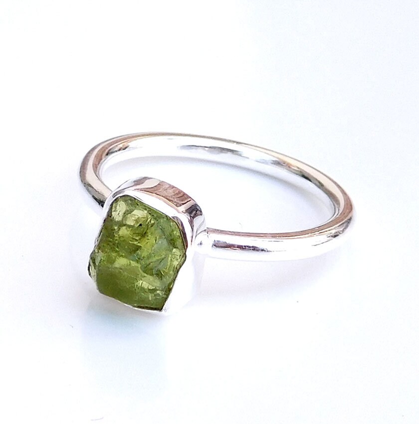 Rough Peridot Ring Green Peridot Ring Simple Band Ring | Etsy