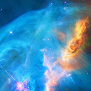 Bubble Nebula, NGC 7635 — NASA Hubble Space Telescope — Space Poster ...