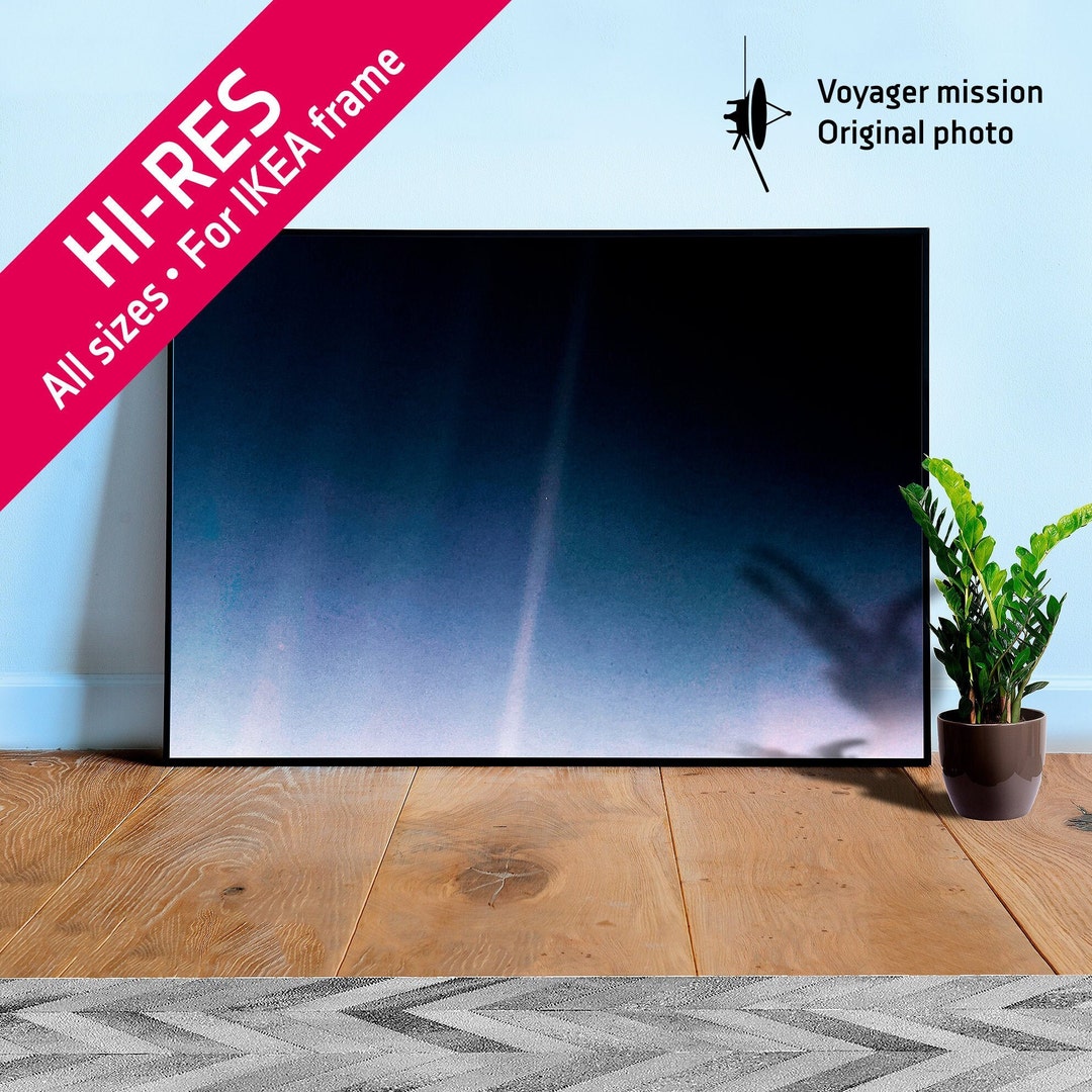 Pale Blue Dot Poster, NASA Voyager 1 2020 Revision Space Poster ...