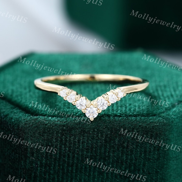 Gold Chevron Wedding Band - Etsy